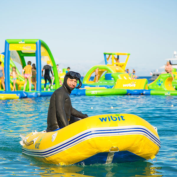 Public pool inflatable play module - WIBITBOAT - Wibit Sports