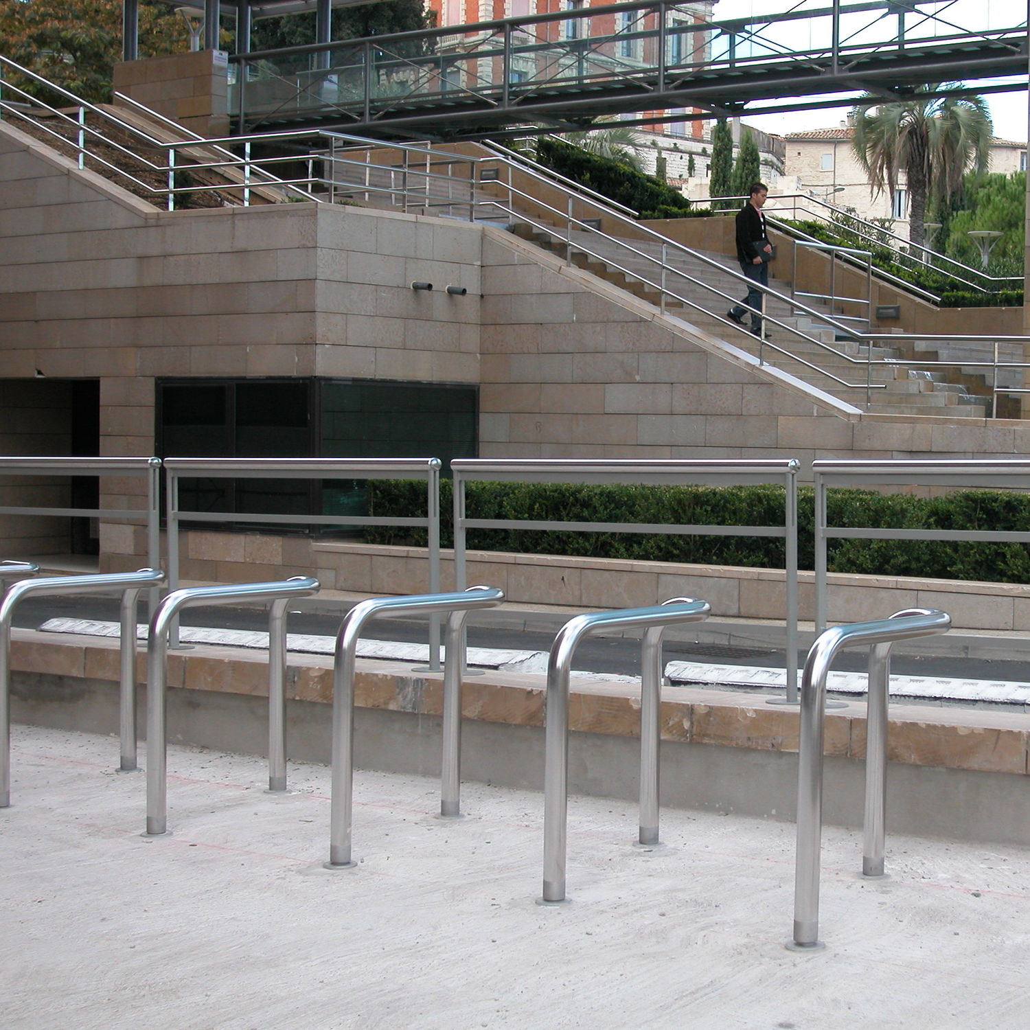 Floor-mounted bike rack - MISTRAL T2 - FRANCE INOX INDUSTRIE ...