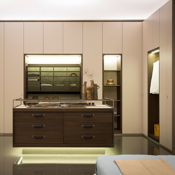 Contemporary walk-in wardrobe - VENICE - Emmebi Industria Mobili - oak ...
