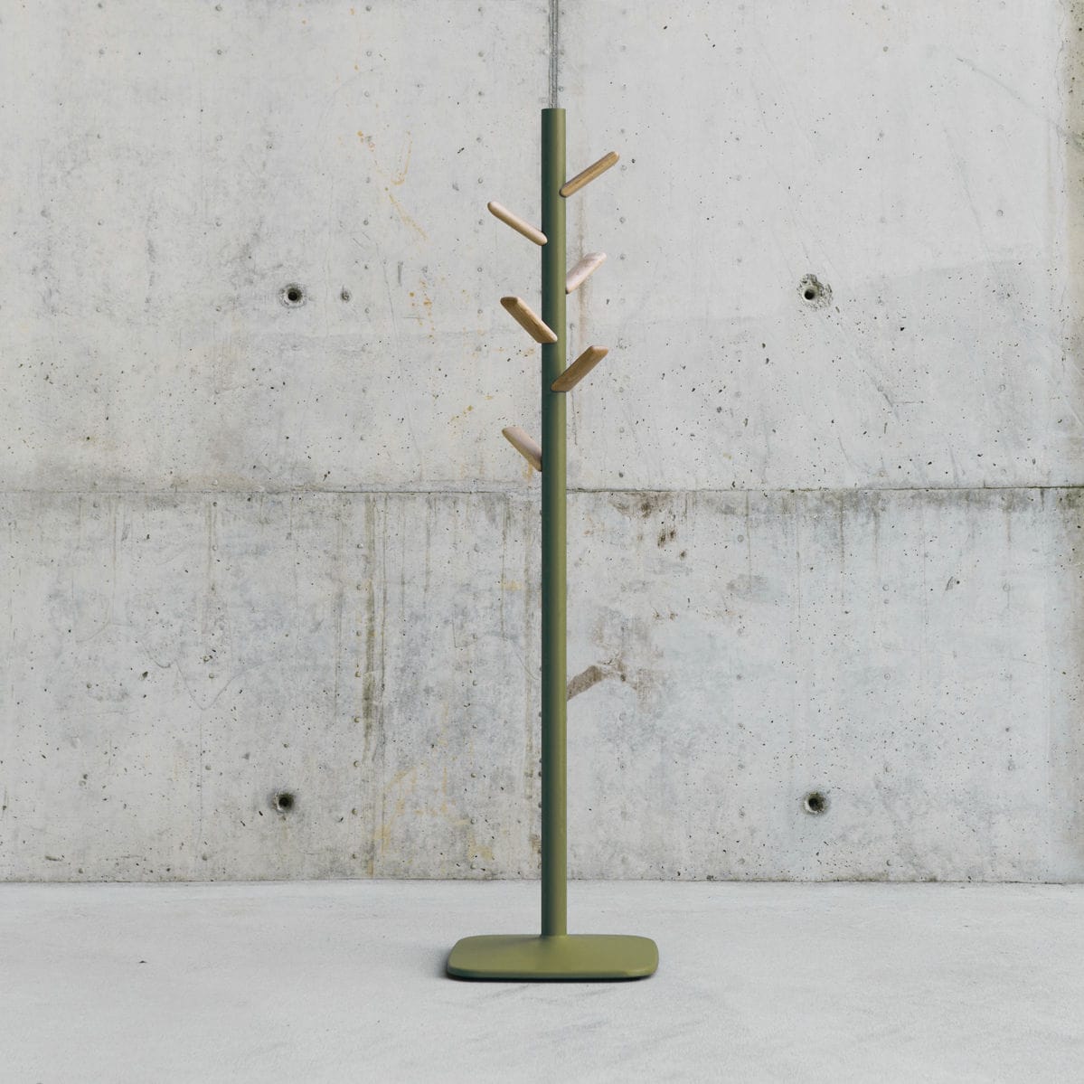 Floor coat rack - CADDY - Enea - contemporary / lacquered steel / birch