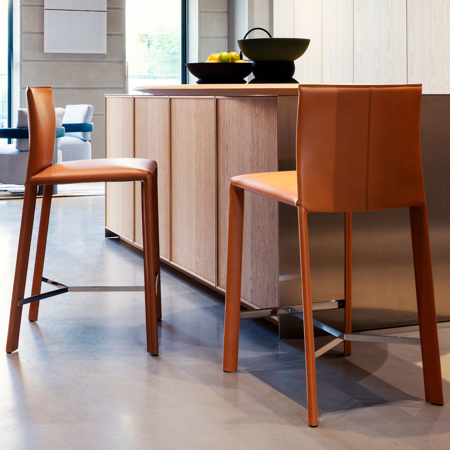 Contemporary bar chair - Blyn B - Frag - indoor / leather / leather base