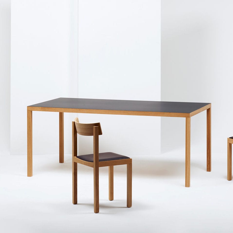 Contemporary table - PRIMO - Mattiazzi - oak / wood veneer / Fenix NTM®