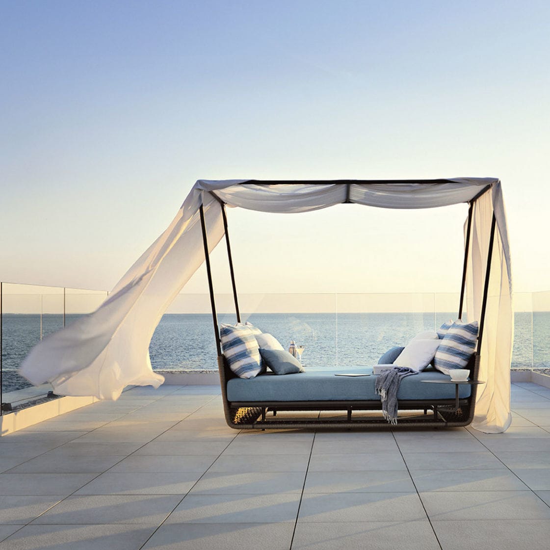 Contemporary daybed - PORTOFINO - Roberti Rattan - rope / acrylic ...