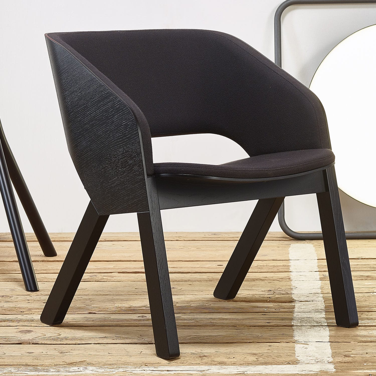 Contemporary lounge chair - Merano - TON a.s. - fabric / leather / oak