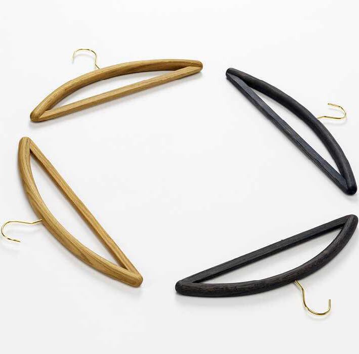 Brass coat hanger - Stan - Zilio A&C - oak