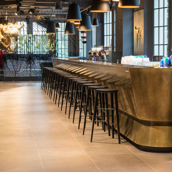 Contemporary bar stool - Sputnik - Zilio A&C - beech / painted steel ...