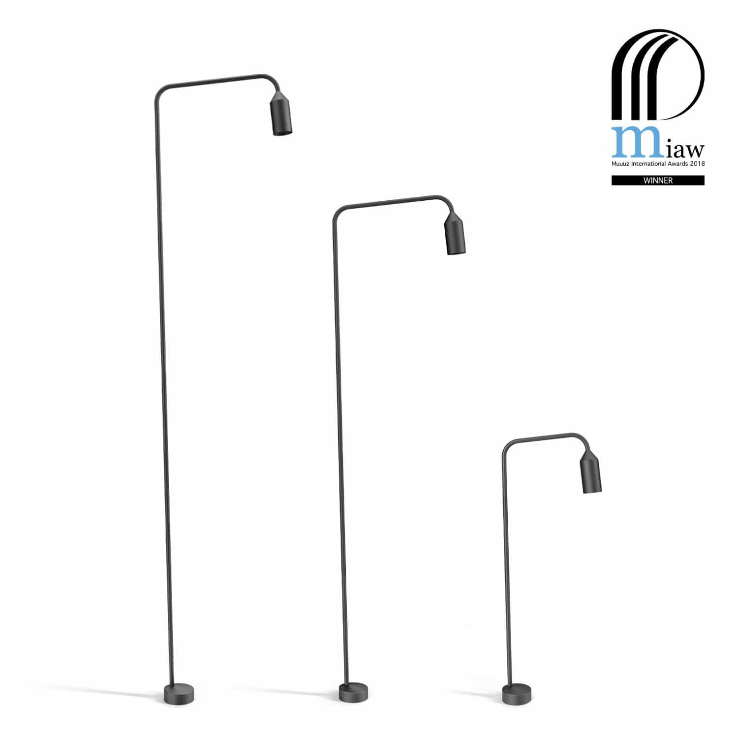 Floor-standing lamp - FLAMINGO 2.0 - Platek s.r.l. - aluminum / PMMA ...