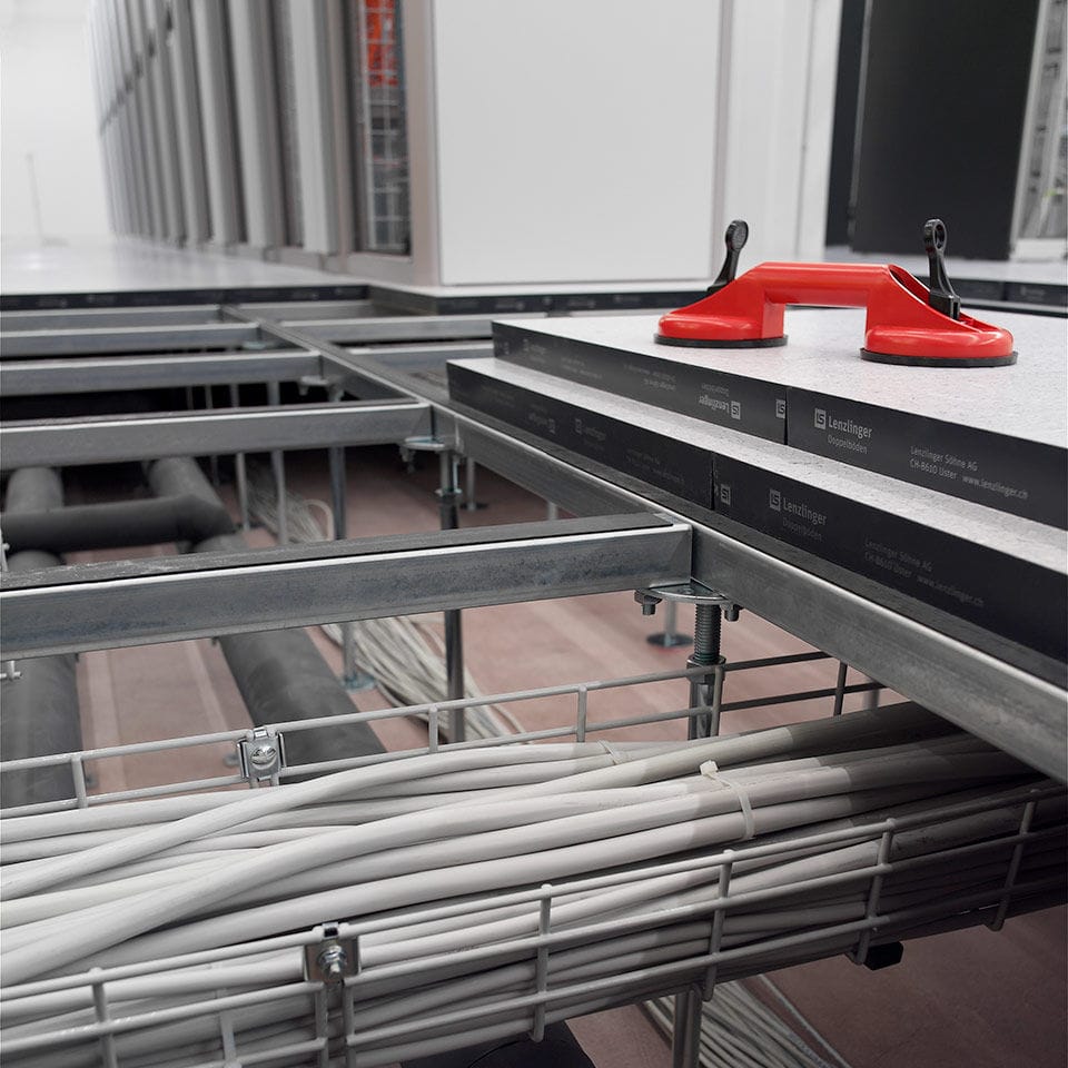 Metal raised access floor structure - TYPE 8 - Lenzlinger Access Floors ...