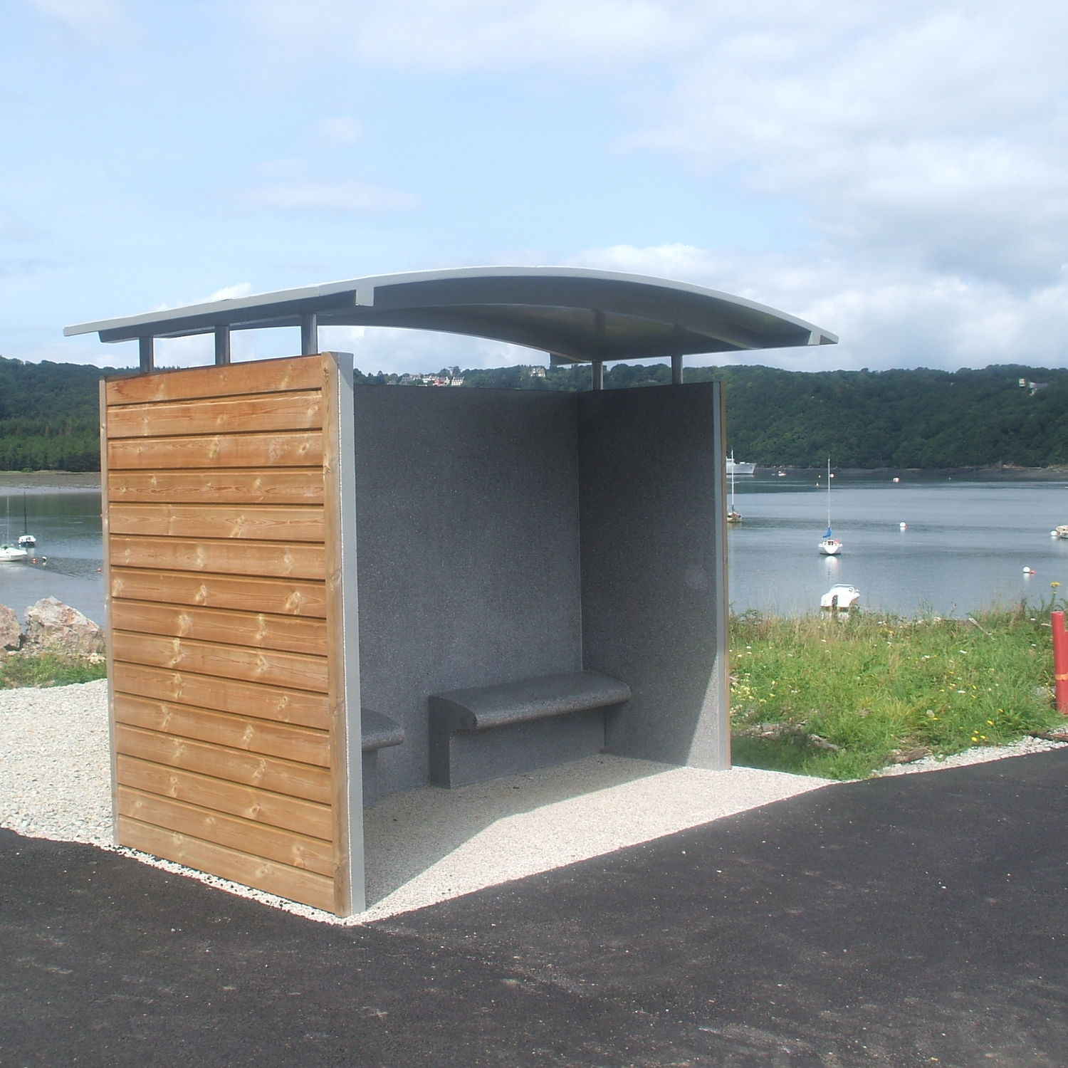 Concrete bus shelter - Abrivoyageurs01 - Francioli - cement-glass ...