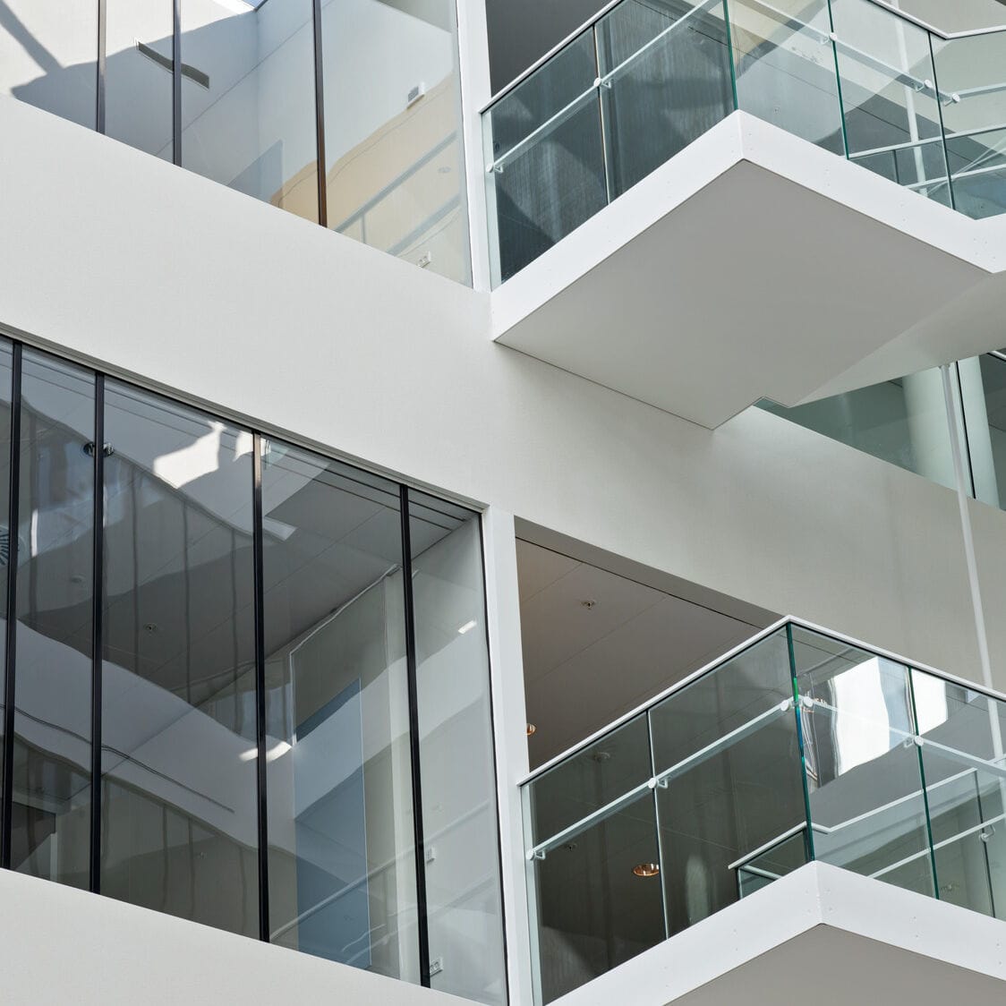 Fire-rated glass panel - CONTRAFLAM - VETROTECH SAINT GOBAIN ...