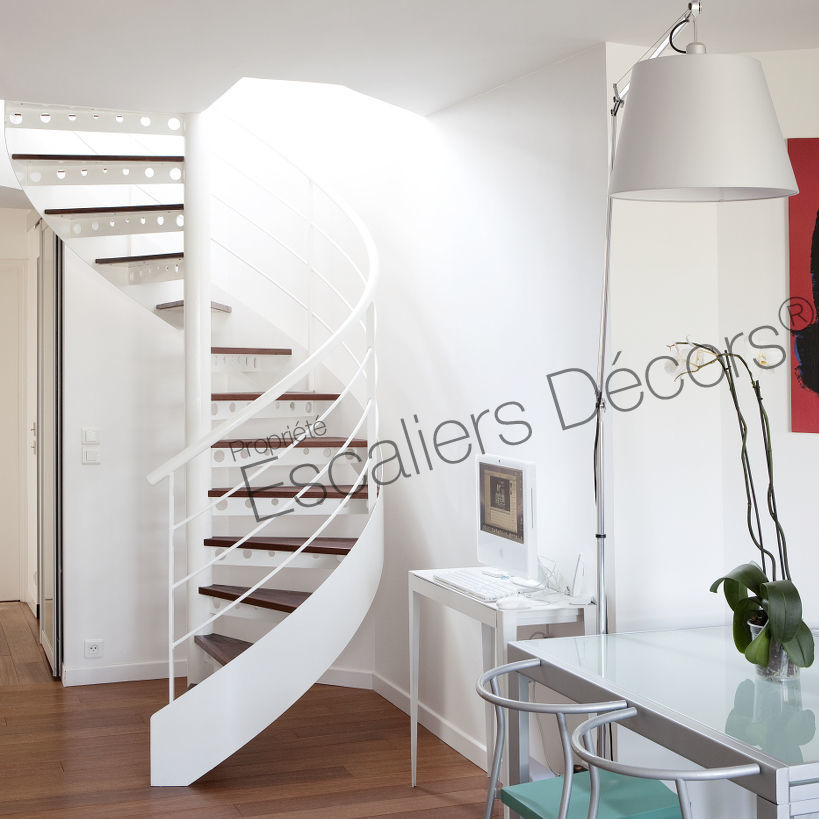 Spiral staircase - JEAN DH92 - ESCALIERS DECORS - wooden step / metal ...