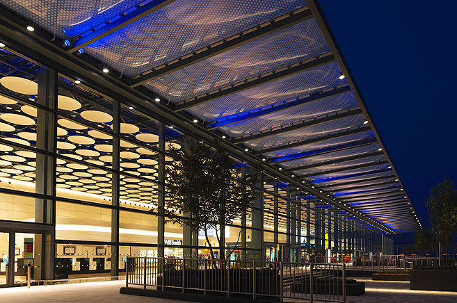 Fabric architectural membrane - HEATHROW TERMINAL 4 - Hightex - ETFE ...