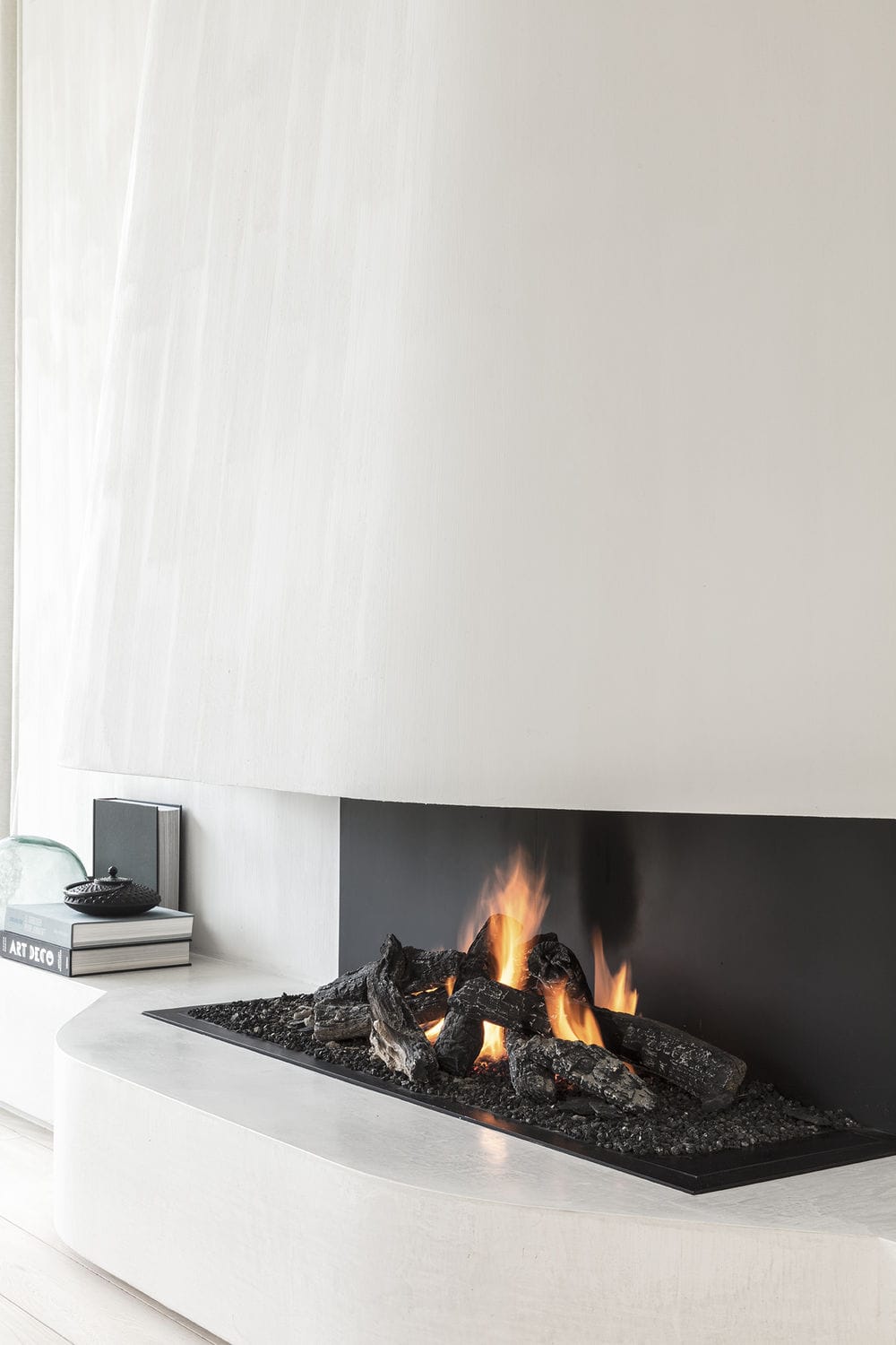 Horizontal Gas Fireplace