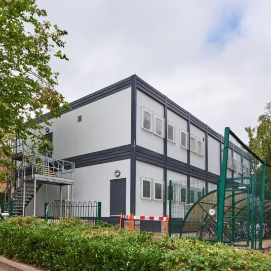 Prefab building - CLASSROOM - Algeco - modular / temporary / metal