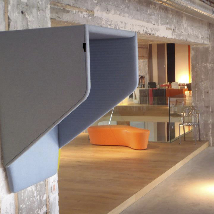 Open plan area phone booth - BUZZIHOOD - BuzziSpace