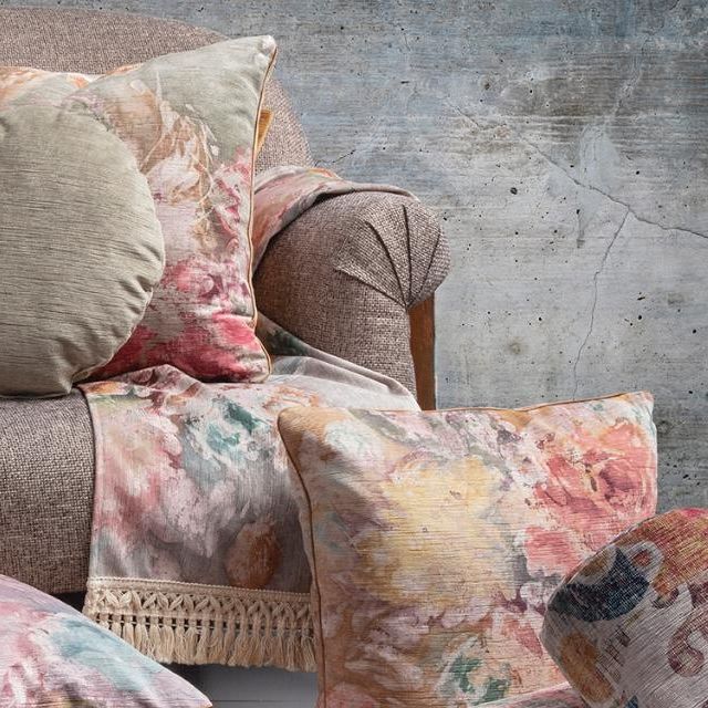 Upholstery fabric - CHLOE - RIOMA - plain / floral pattern / linen