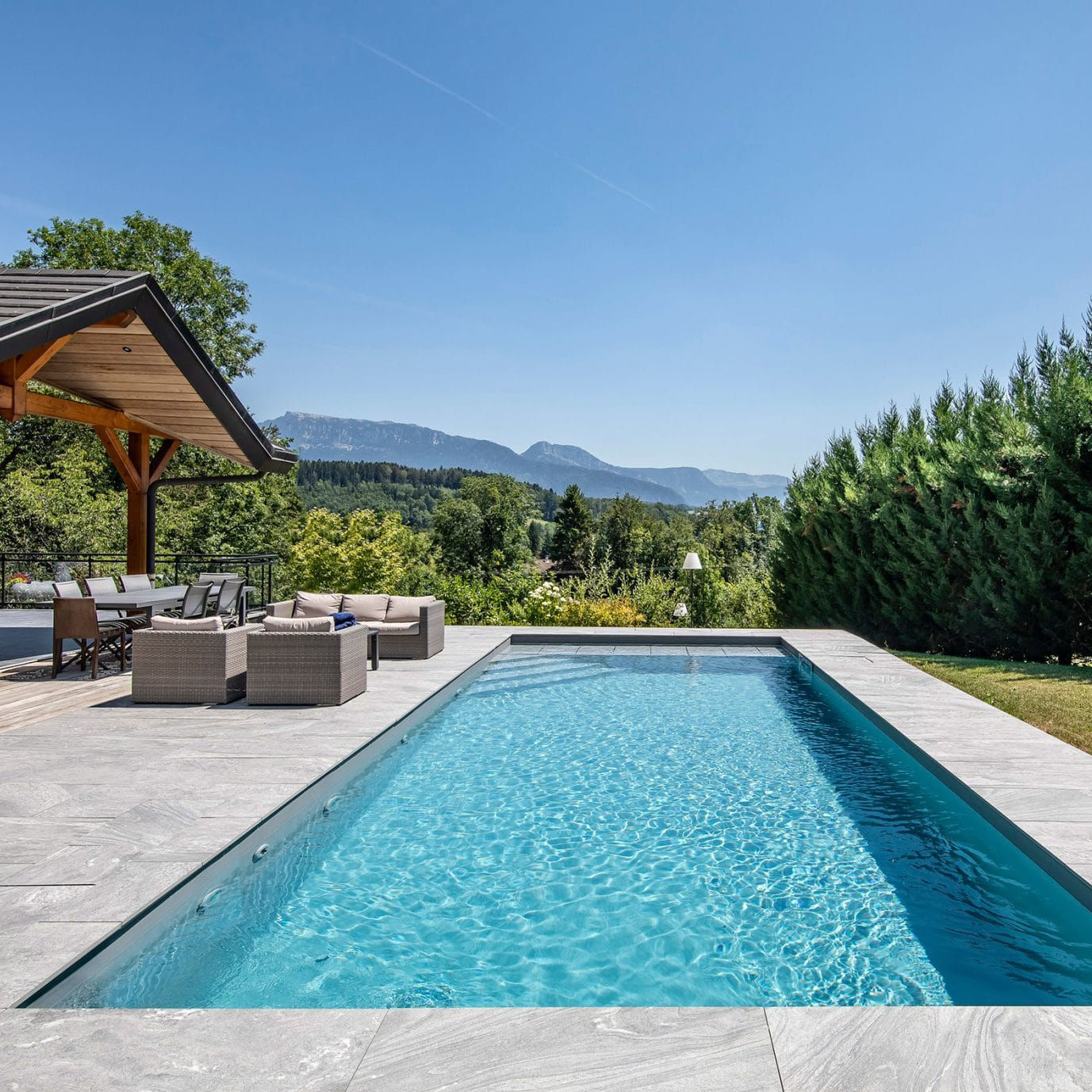 Rectangular swimming pool - MAGI PRESTIGE - PISCINES MAGILINE - modular ...