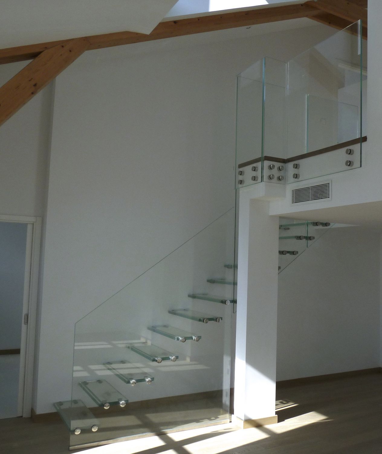 Straight staircase - SKYSTEP VERRE EXTRA CLAIR - Trescalini - glass ...