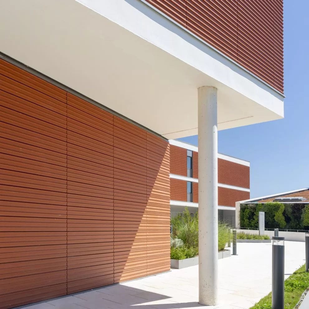 Special cladding - TERREAL - clay / interlocking / 3D