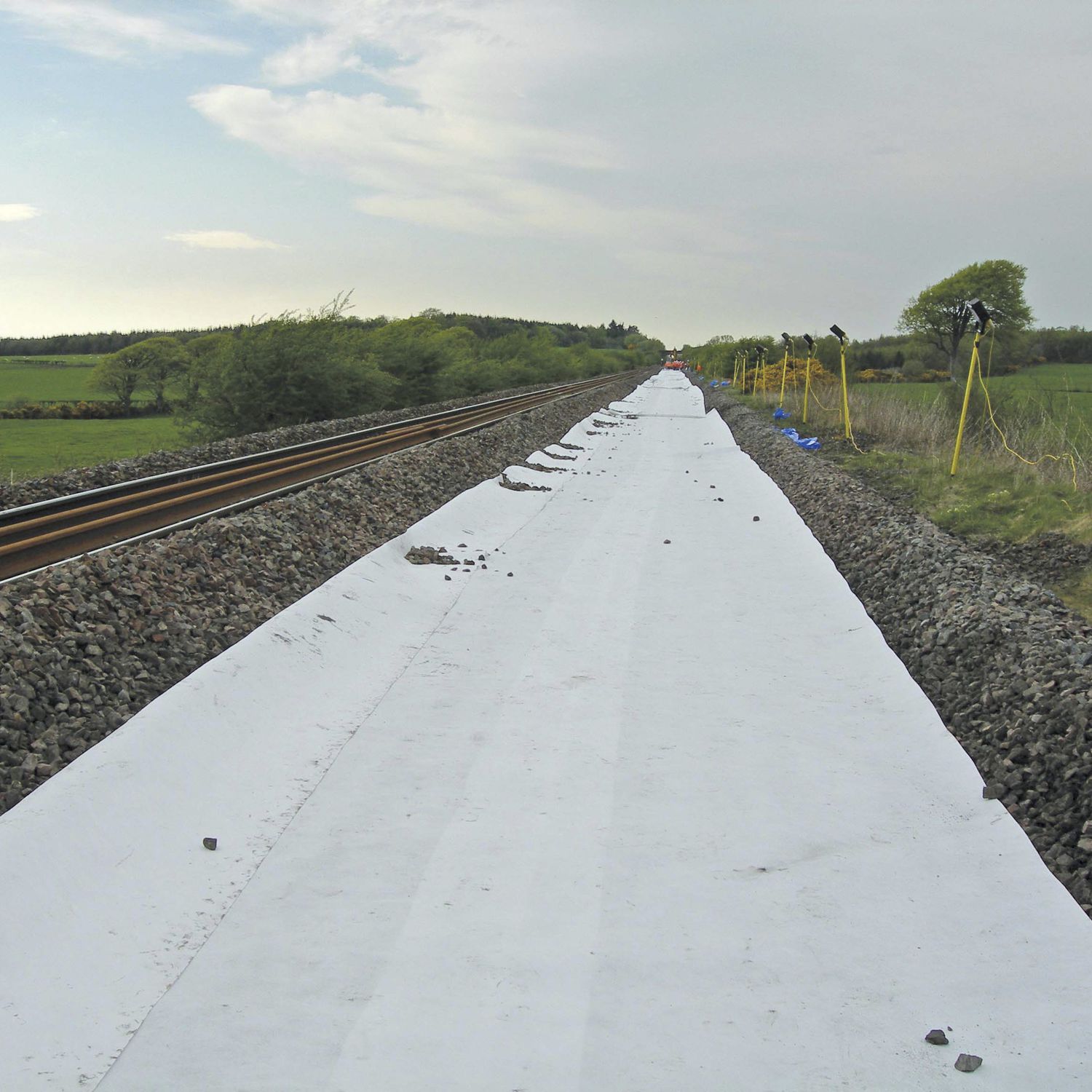 Woven geotextile - PW1 - TERRAM - polypropylene / protection / for ...