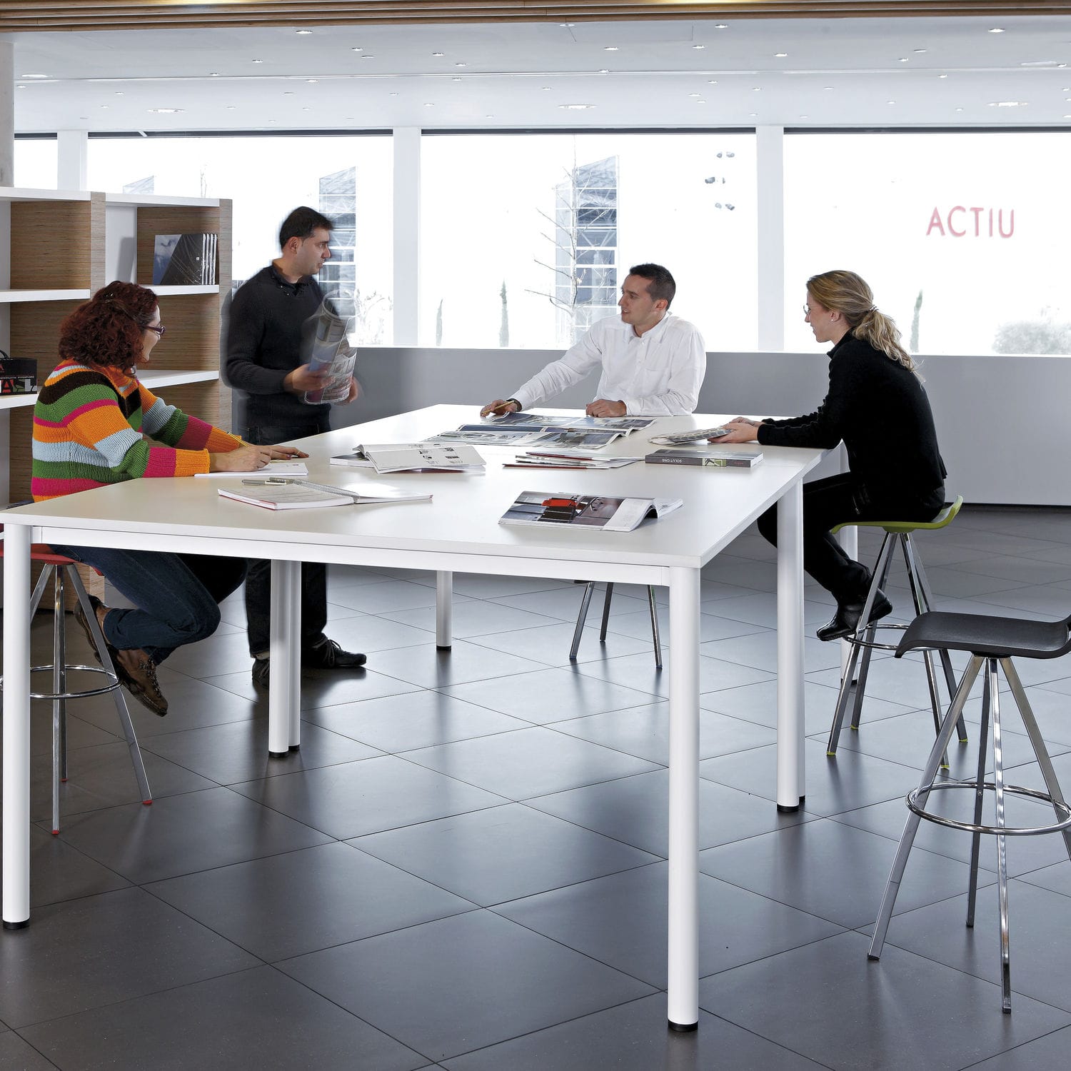 Contemporary work table - COOL E100 - Actiu - melamine / glass ...
