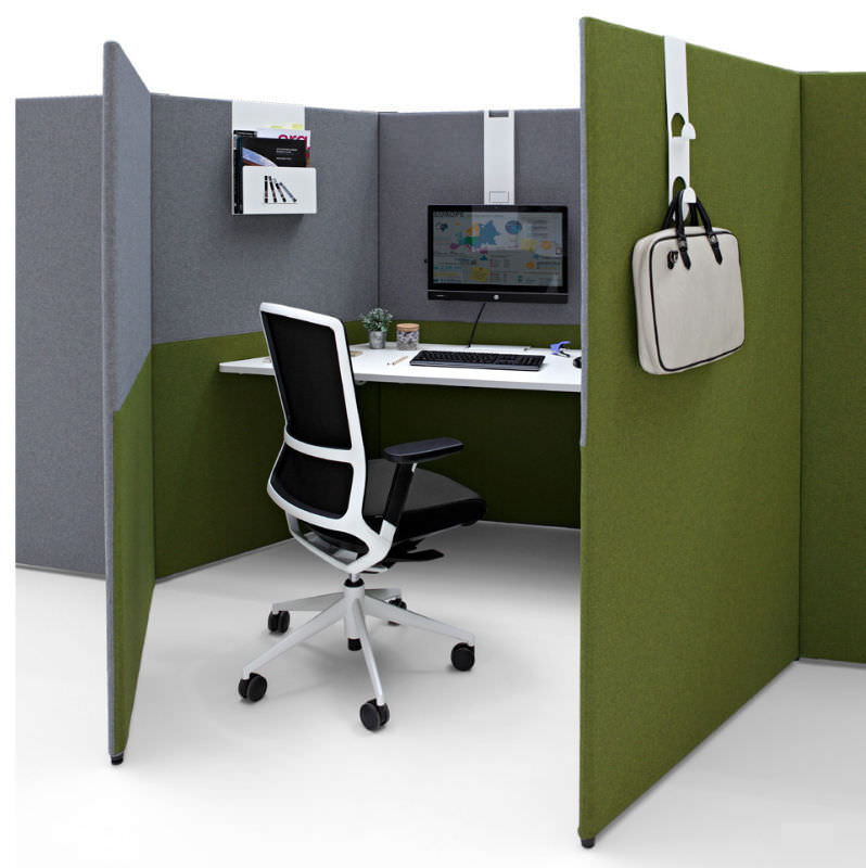 Floor-mounted office divider - LINK - Actiu - fabric / modular