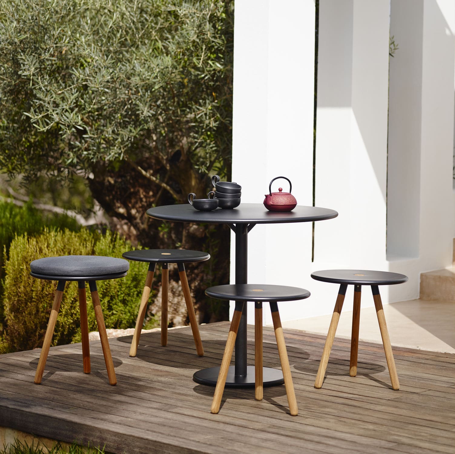 Contemporary stool - AREA : 11009 - Cane-line A/S - teak / aluminum / 3 ...