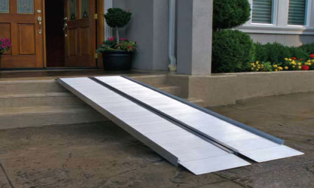 Handicapped access ramp - SIGNATURE SERIES® - EZ ACCESS - portable