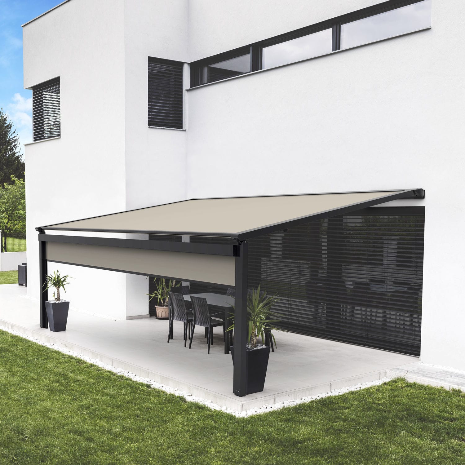 Wall-mounted pergola - ALIZÉO - SOLISO EUROPE - aluminum / fabric ...