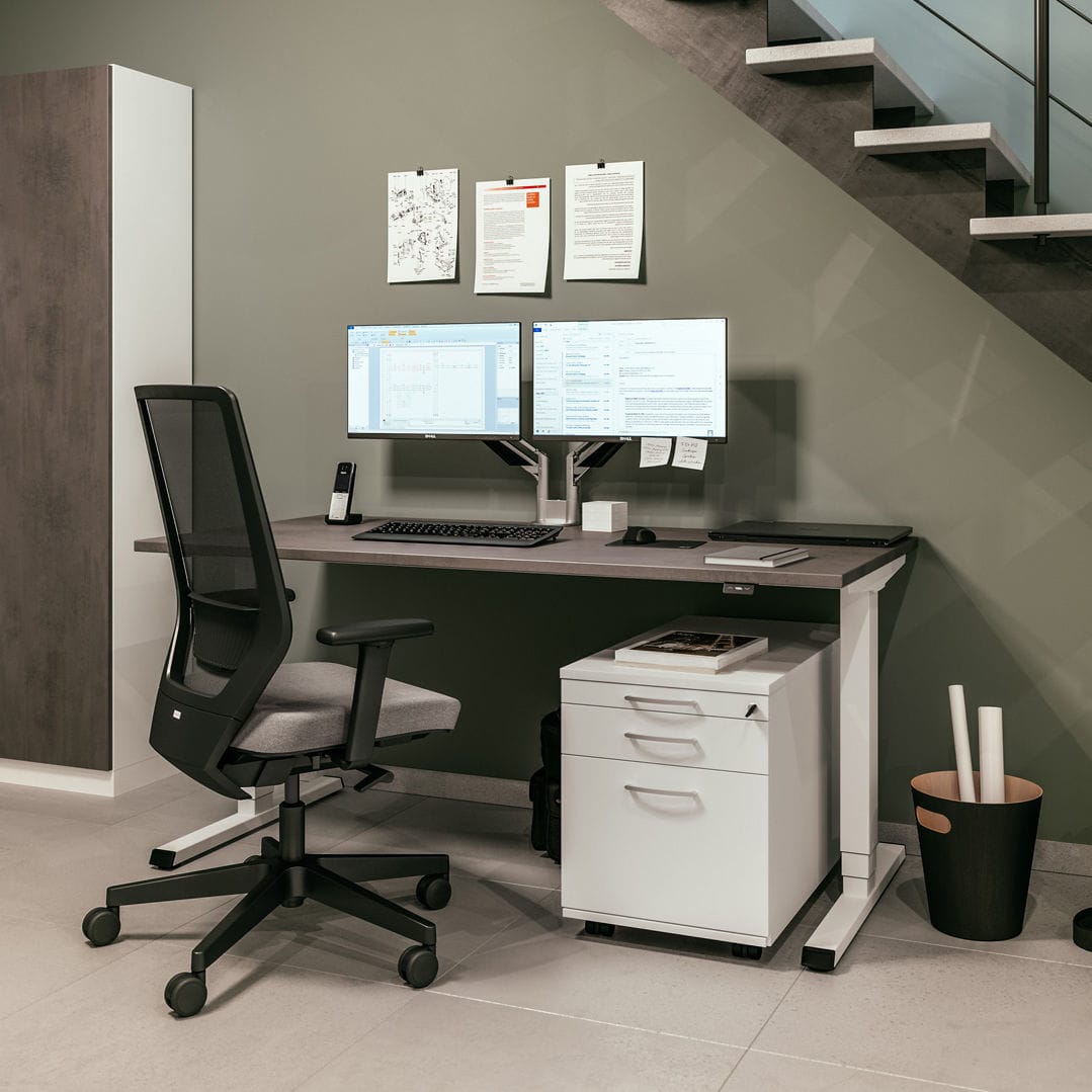 Free-standing desk - EASY - ASSMANN BÜROMÖBEL GMBH & CO. KG ...