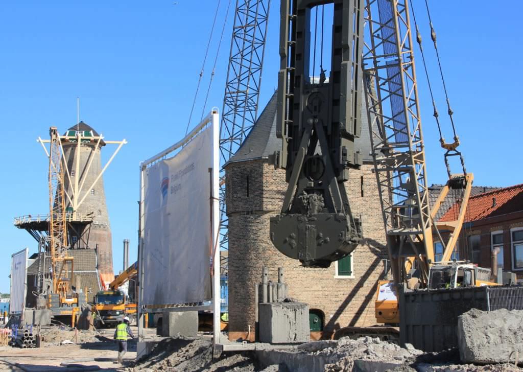 Metal sheet pile - DIAPHRAGM WALL - FRANKI FOUNDATIONS BELGIUM - Videos
