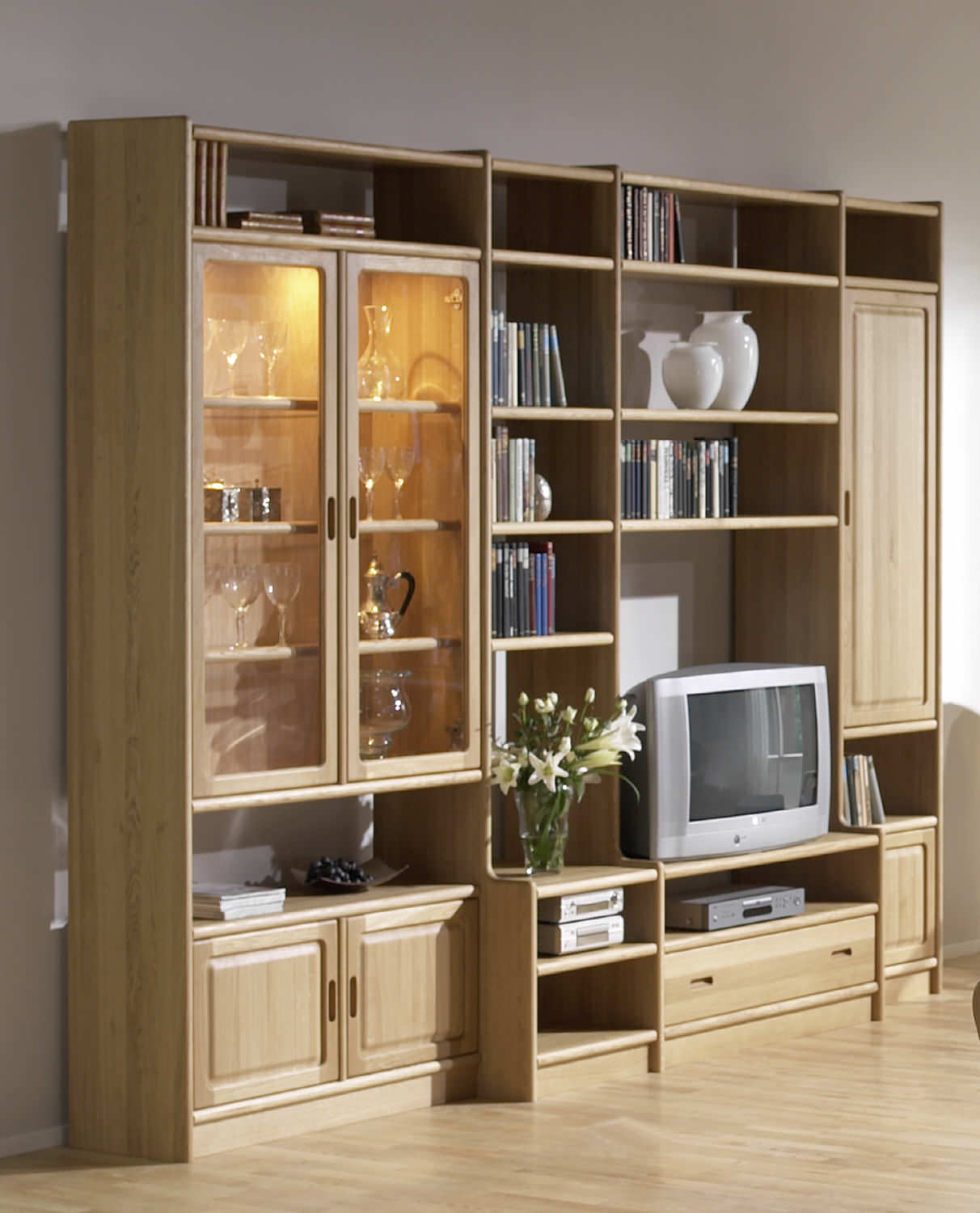 Contemporary TV wall unit - K4 wall unit oak - dyrlund - wooden