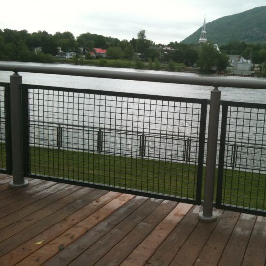 Aluminum railing - QUADRATO TOWN 5370 - BATTIG DESIGN - wire mesh ...