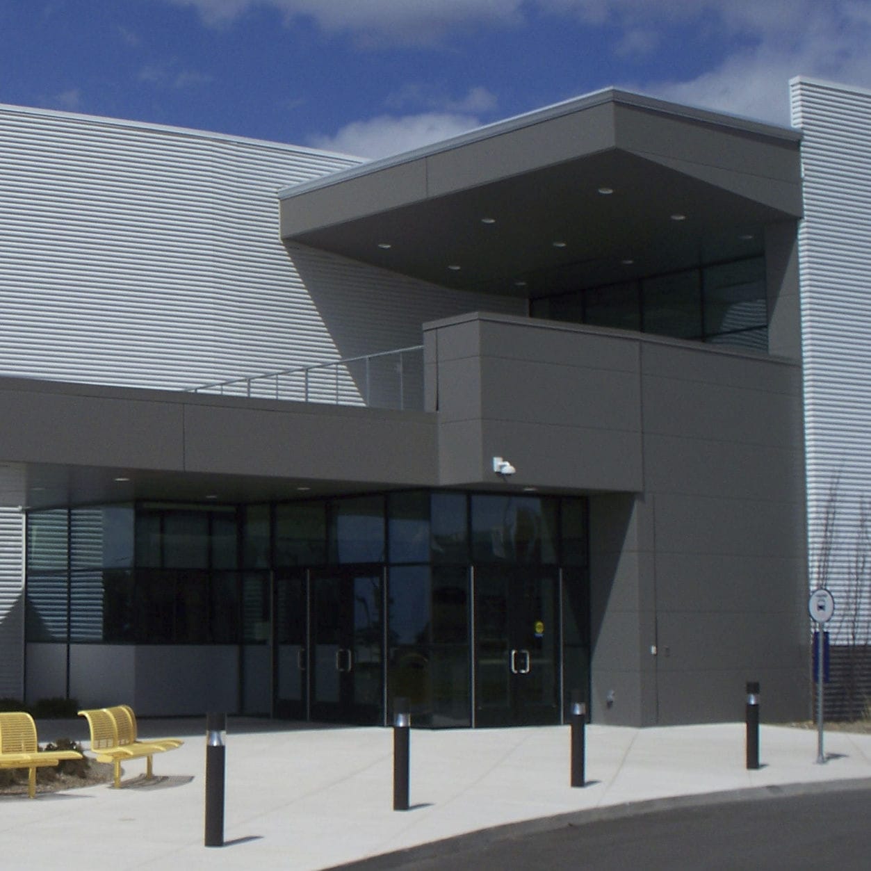 Panel cladding - SILHOUETTE HCF SERIES ™ - FABRAL - metal / horizontal ...