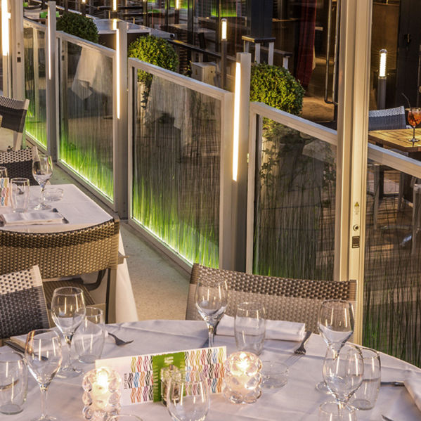 Acrylic railing - RIVER CAFÉ - DACRYL® - with panels / outdoor / for patio