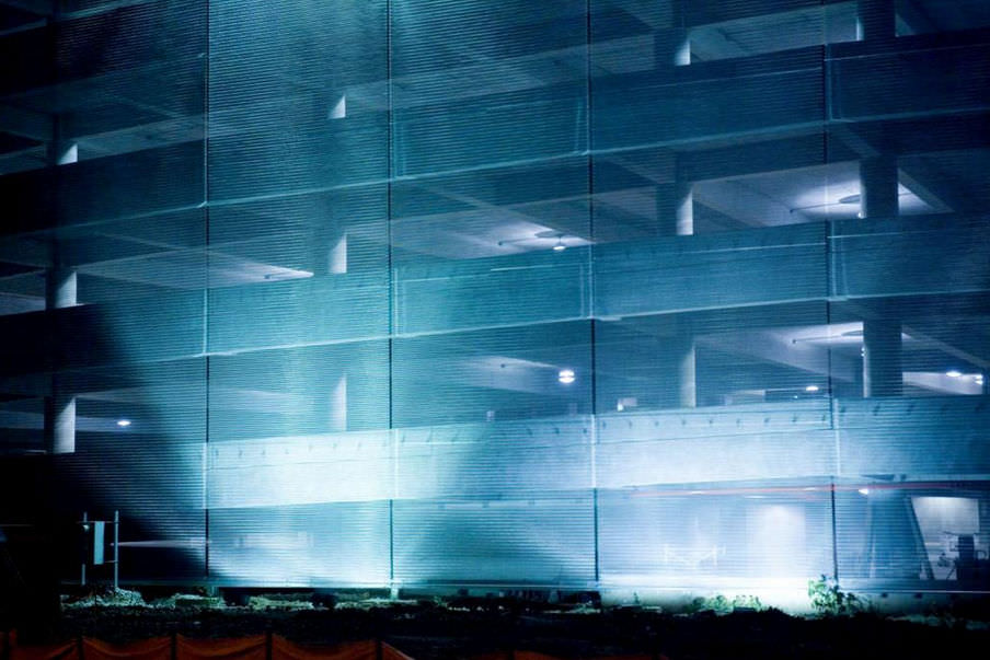 Cladding woven wire fabric / triangular mesh - COMMUNITY HOSPITAL NORTH ...