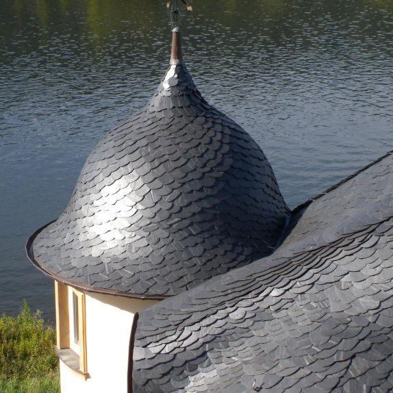Slate roofing - WILD COVERING - Rathscheck Schiefer - roof tile look ...