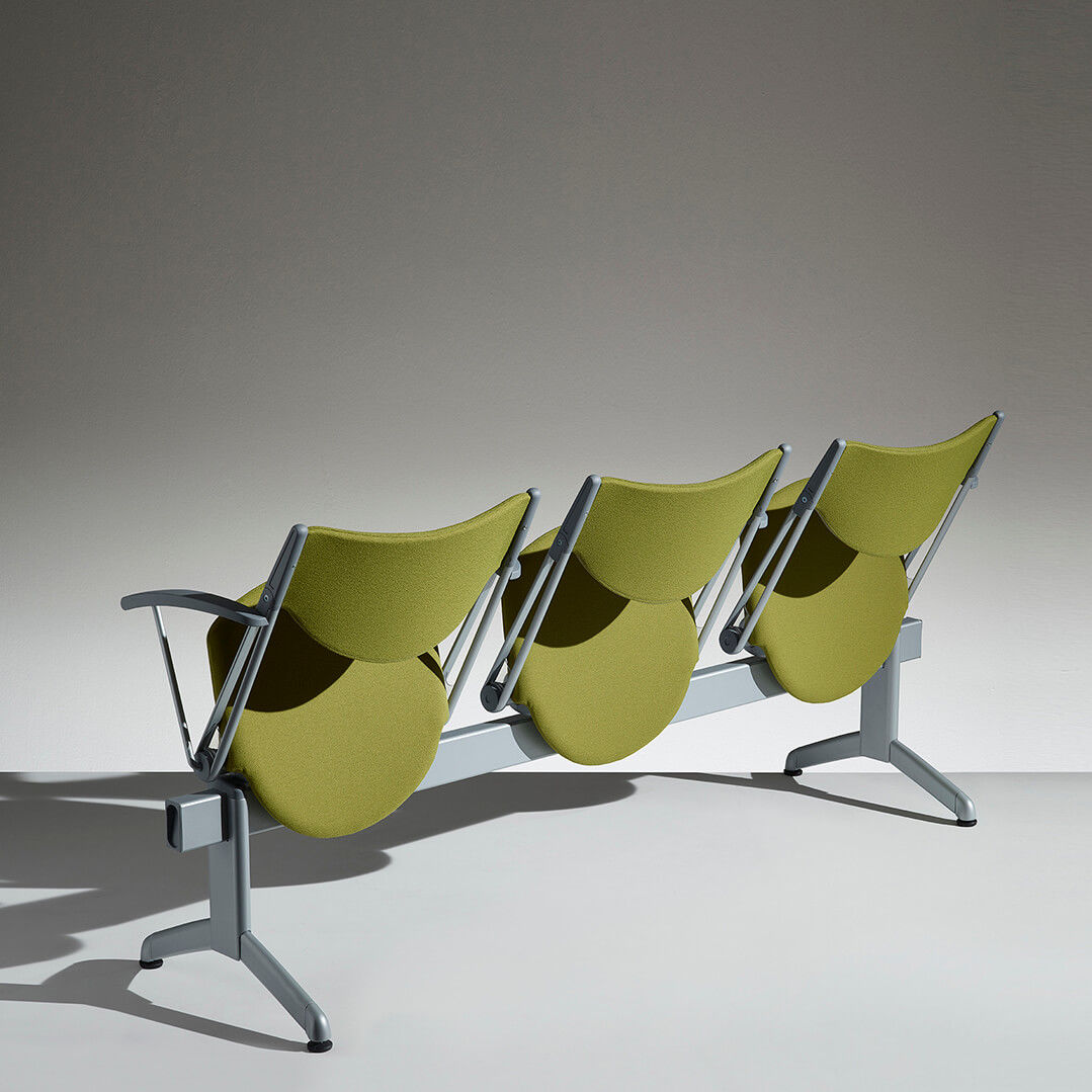 Metal beam chair - CONPASSO - Lamm srl - polypropylene / 3-seater / indoor