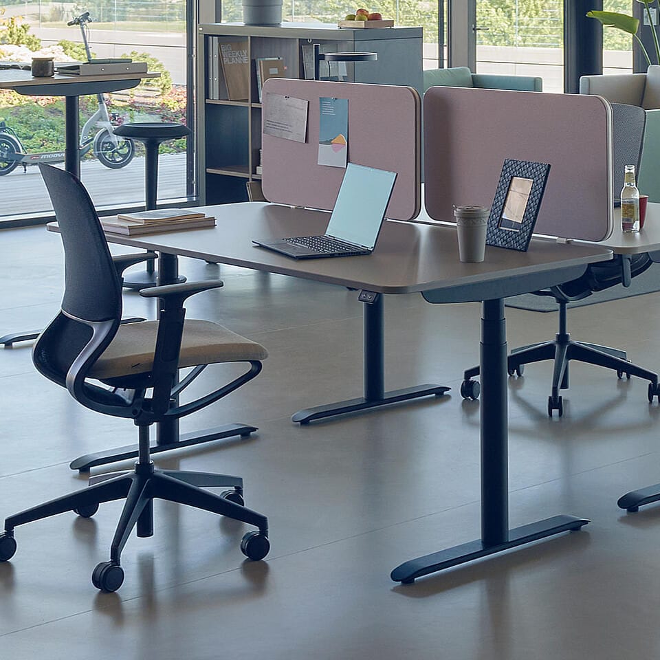 Workstation desk - SE:LAB E-DESK - Sedus - free-standing / individual / contemporary