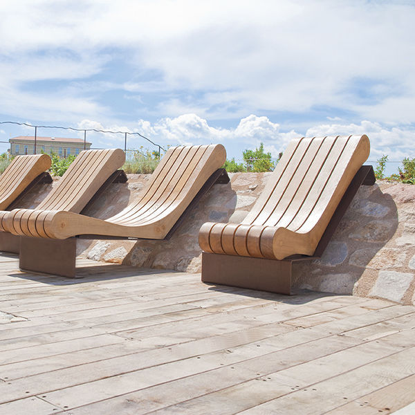 Contemporary deck chair - MIGRATION - CYRIA | Mobilier Urbain - wooden ...