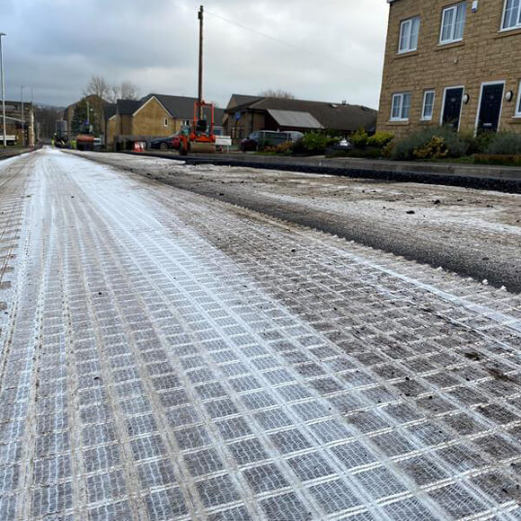 Protection geogrid - GLASSTEX®GRID-R - Tensar International ...