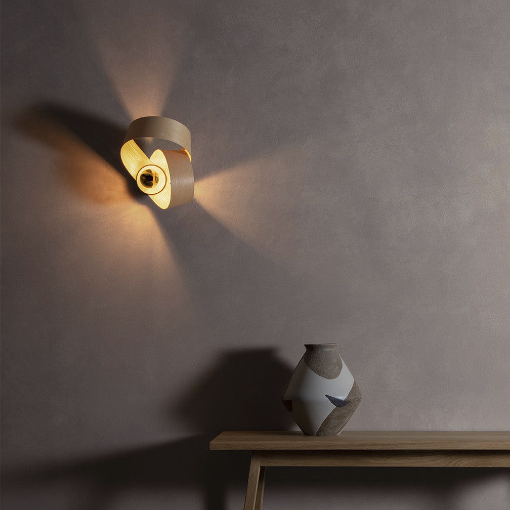 Contemporary wall light - VERSO - Tom Raffield - indoor / oak / walnut