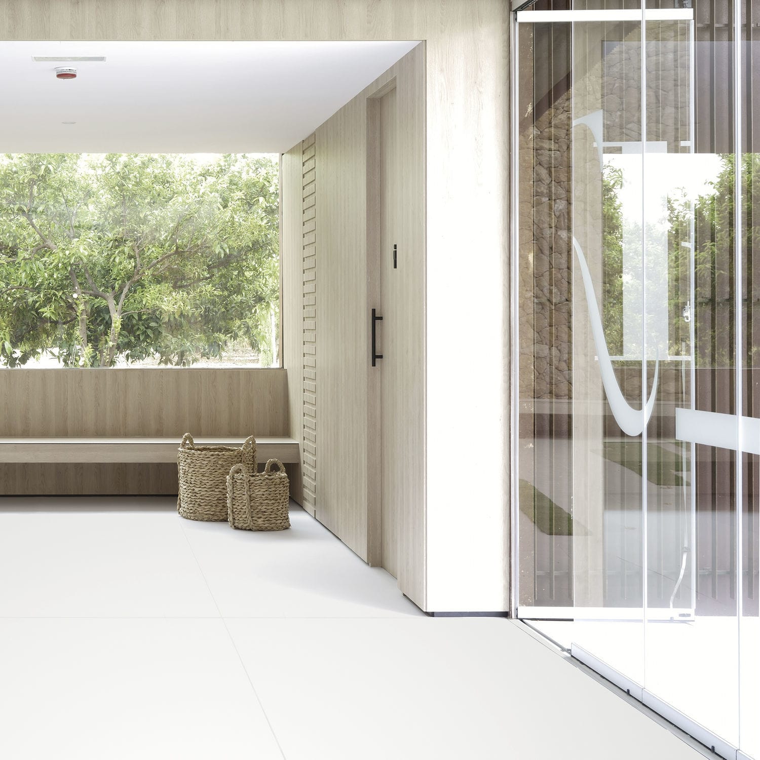 Ceramic tile - WHITES - Azuvi - matte / high-gloss / indoor