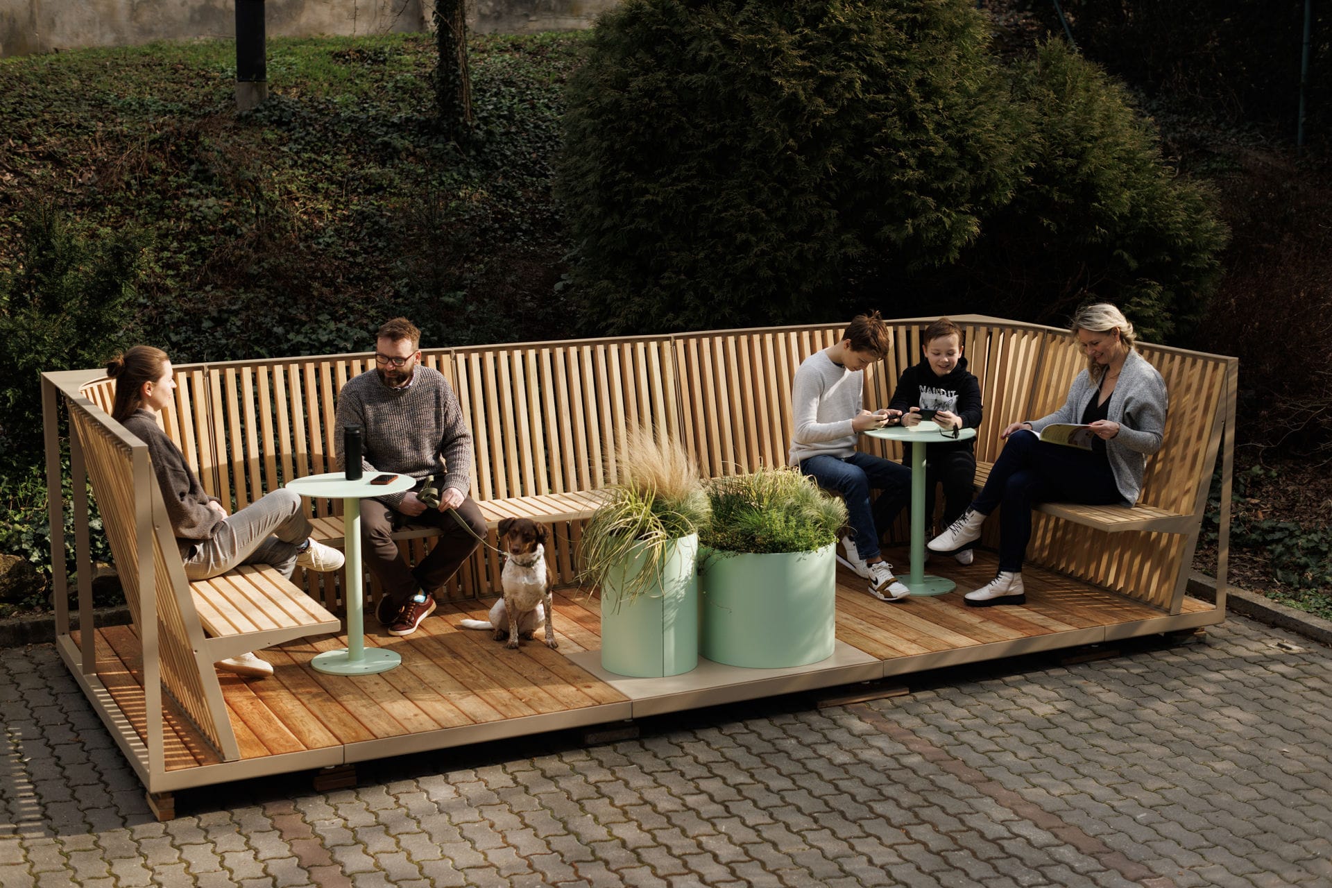 Modular parklet - PLATFORM - mmcité street furniture
