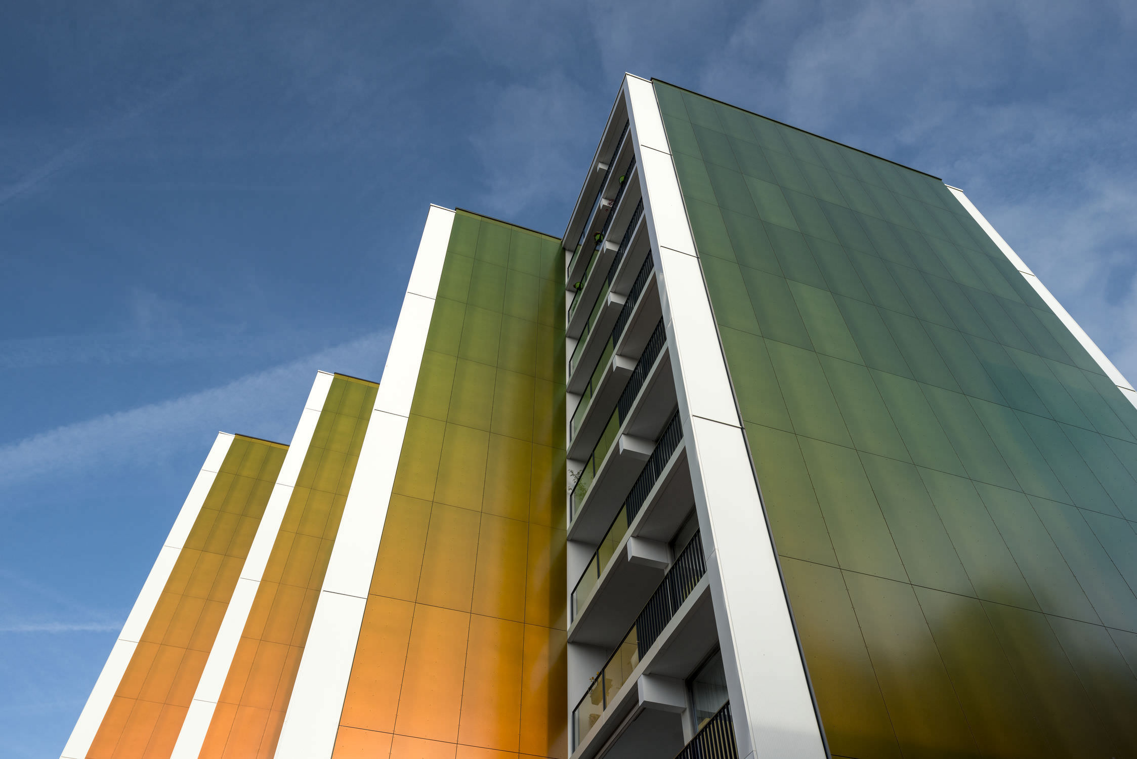 Sheet cladding / panel / composite / lacquered - ROCKPANEL CHAMELEON ...