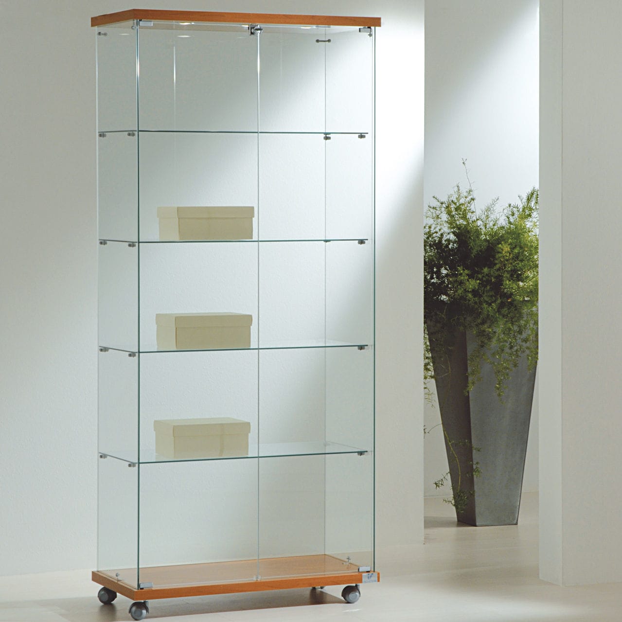 Contemporary display case - 8/18L - Italvetrine - freestanding ...