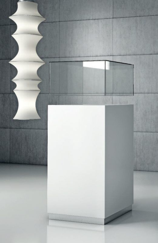 Contemporary display case - Q/50 - Italvetrine - with legs / glass / wooden