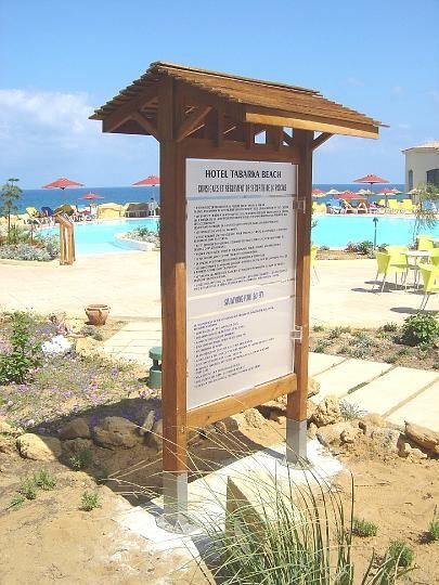 Outdoor display panel - PCS01 - Signo - wood