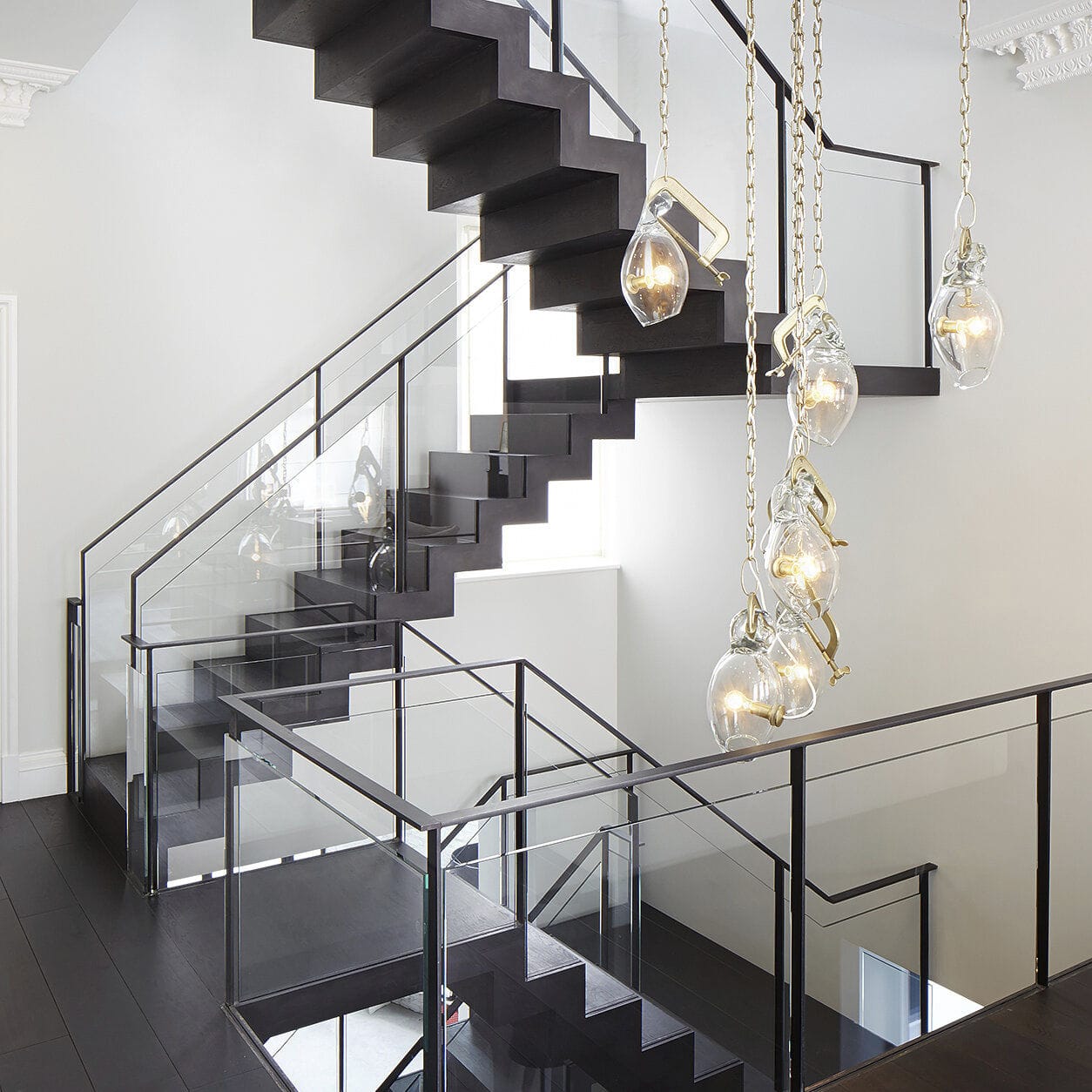 High-end staircase - EMPEROR'S GATE, LONDON - EeStairs - half-turn ...