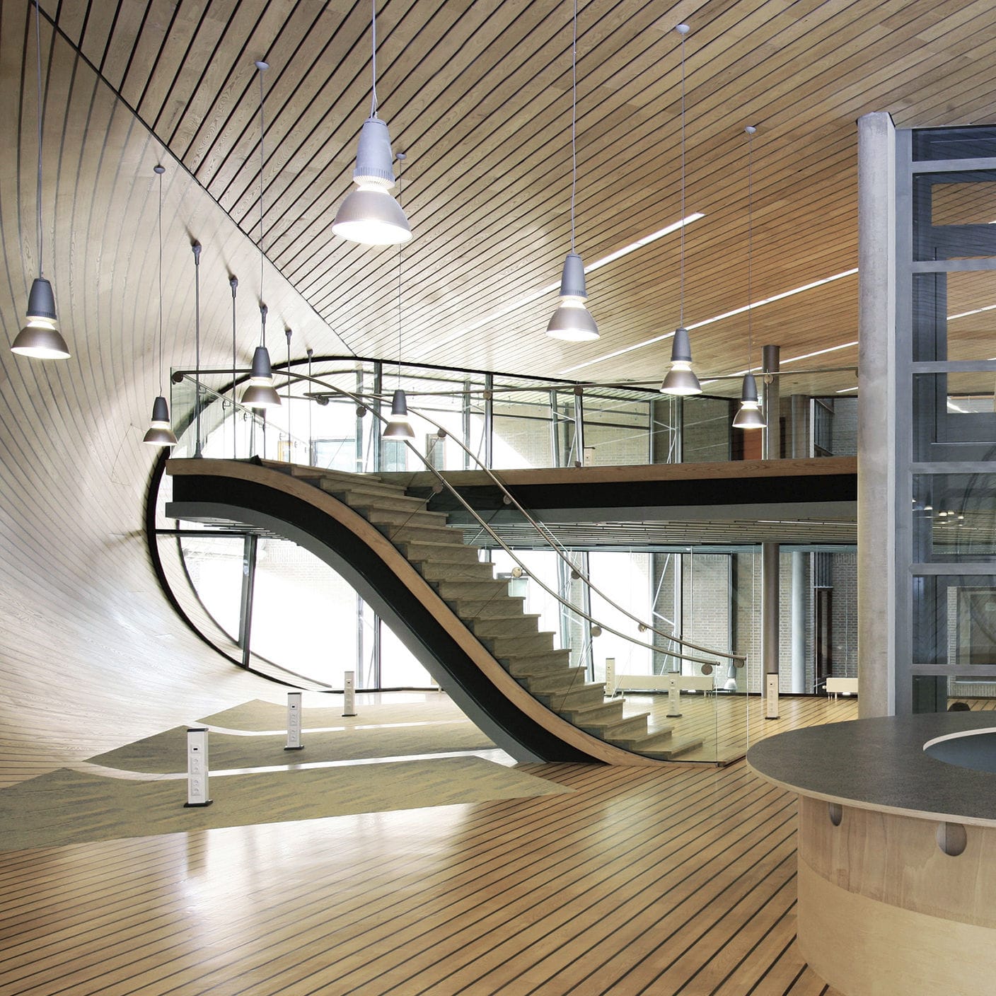 High-end staircase - HISTORISCH CENTRUM OVERIJSSEL, ZWOLLE - EeStairs ...